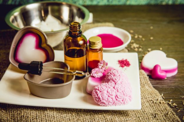 The Ultimate Guide to Choosing the Perfect Soap Base for Your DIY Soap ...